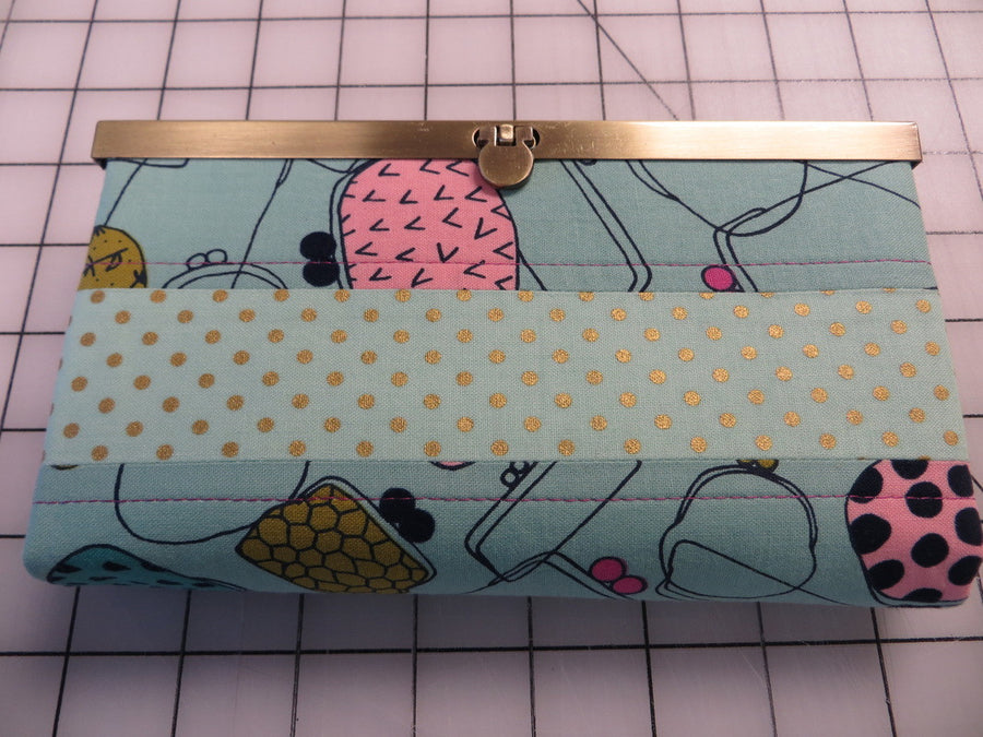 Prima Diva Clutch Wallet Patterns – Quilting Books Patterns and Notions