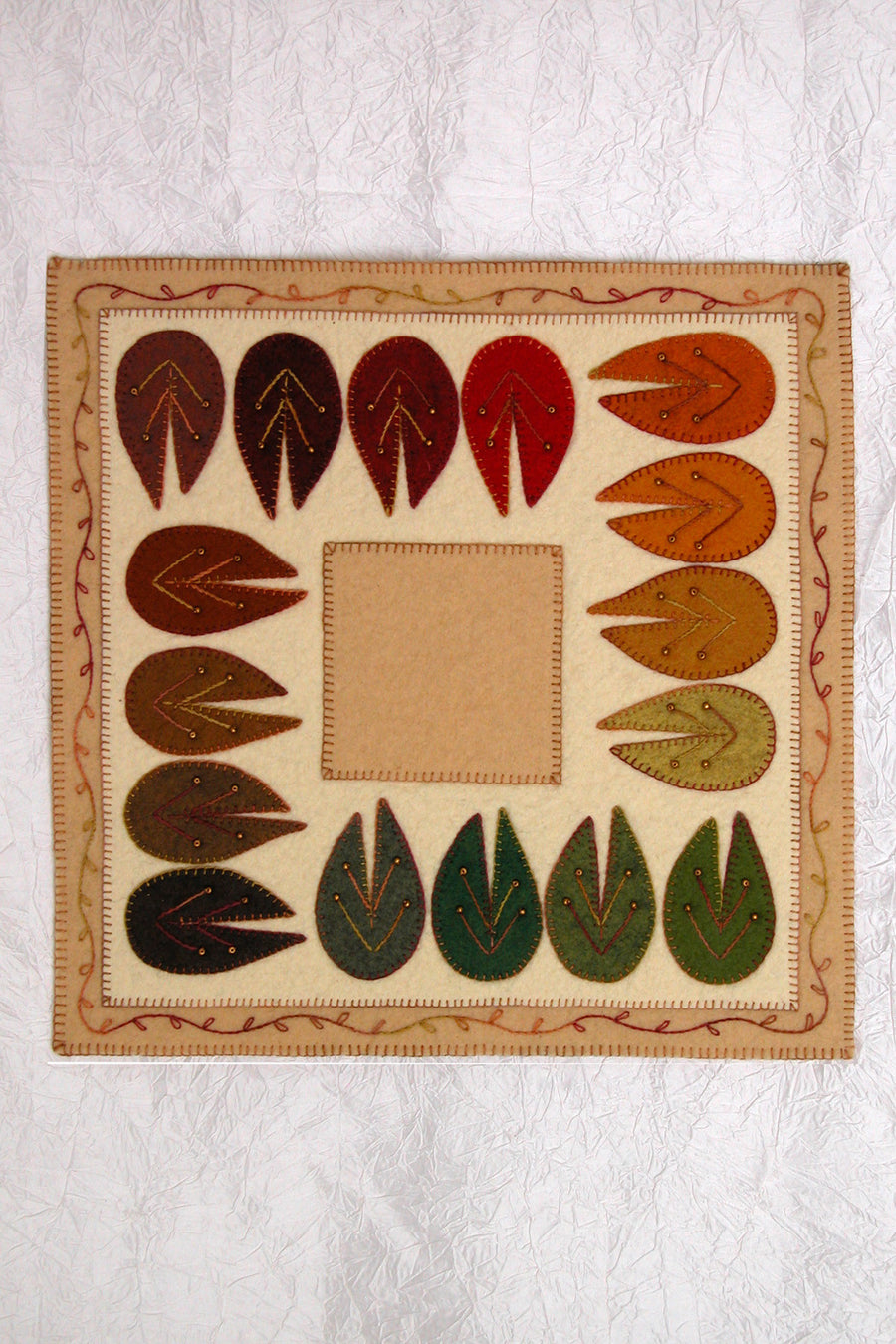 Modern Leaves Table Topper Quilt Pattern – Quilting Books Patterns and ...